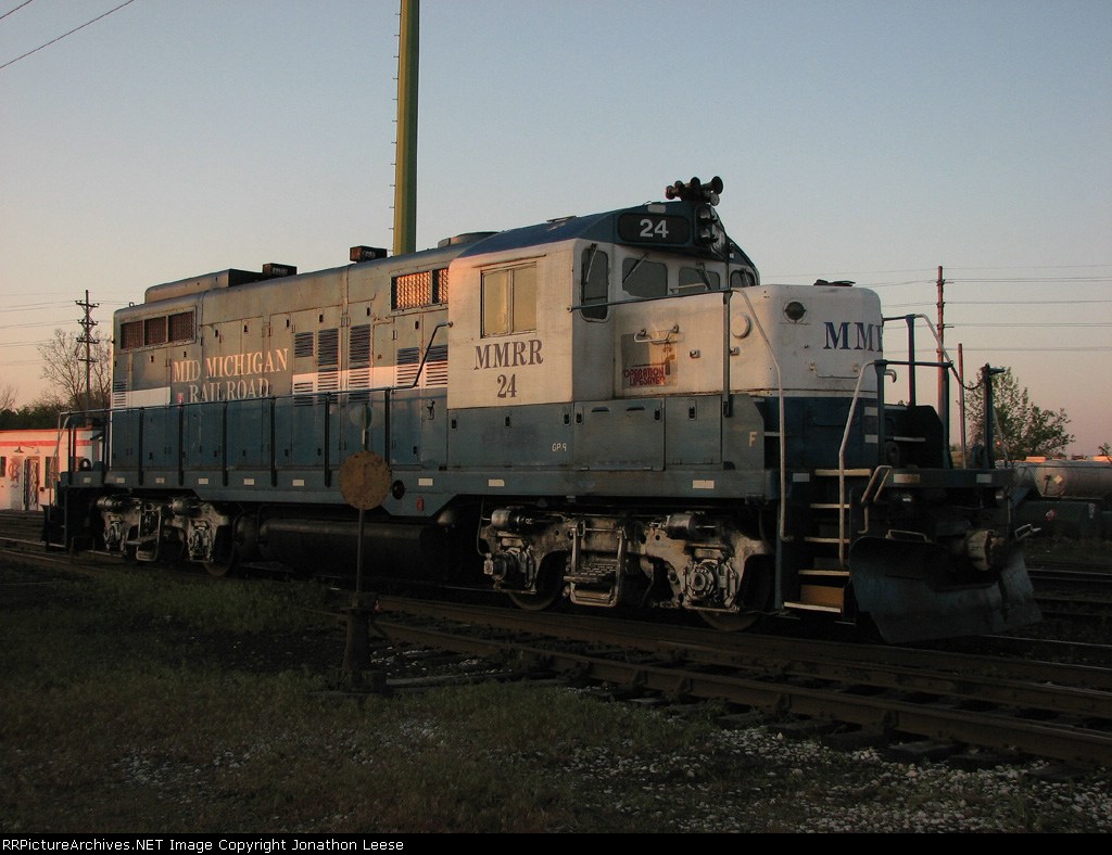 MMRR 24 catches a glint of morning sun